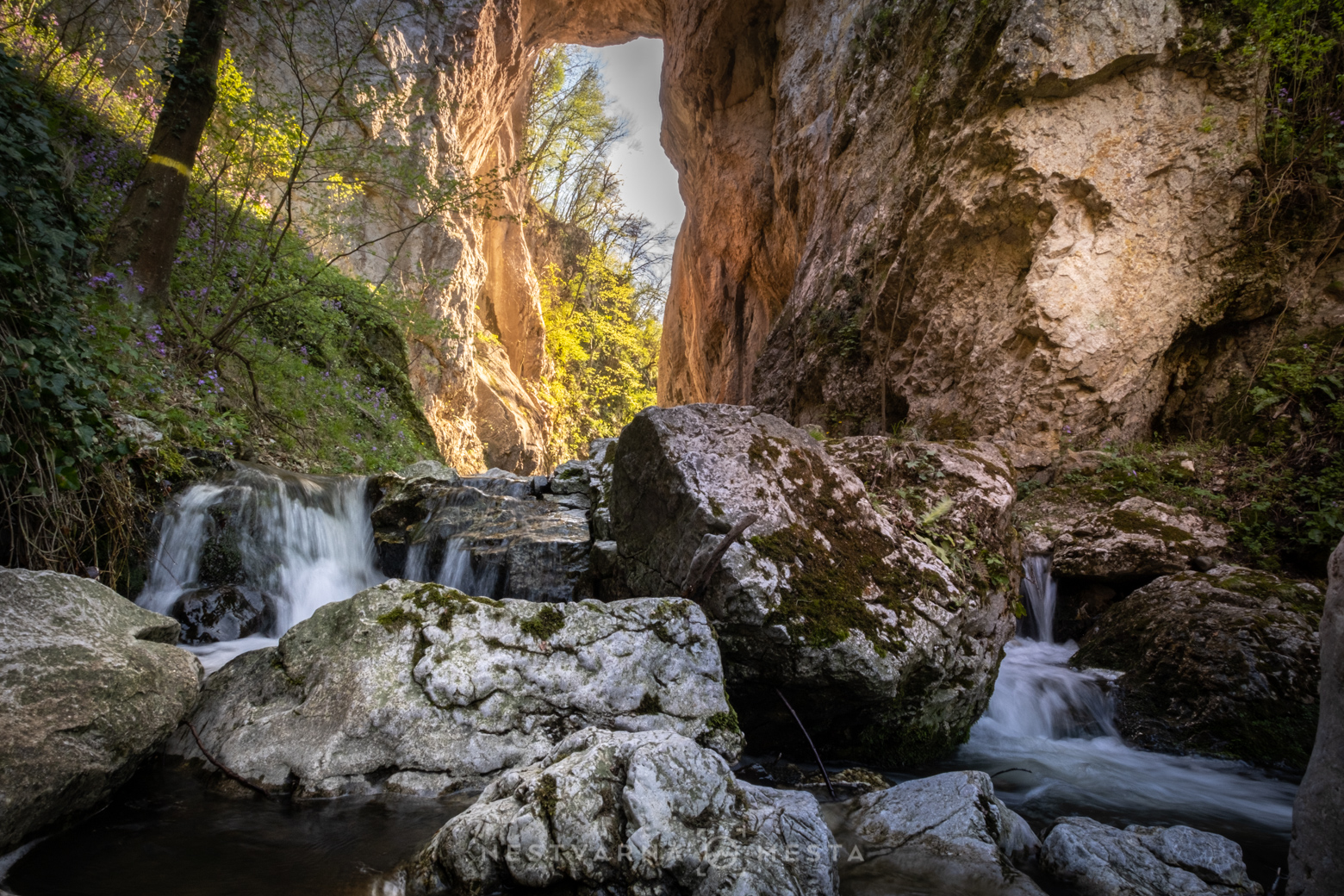 Прерасти Вратне, Ваља и Рајска прераст. – NESTVARNA MESTA.