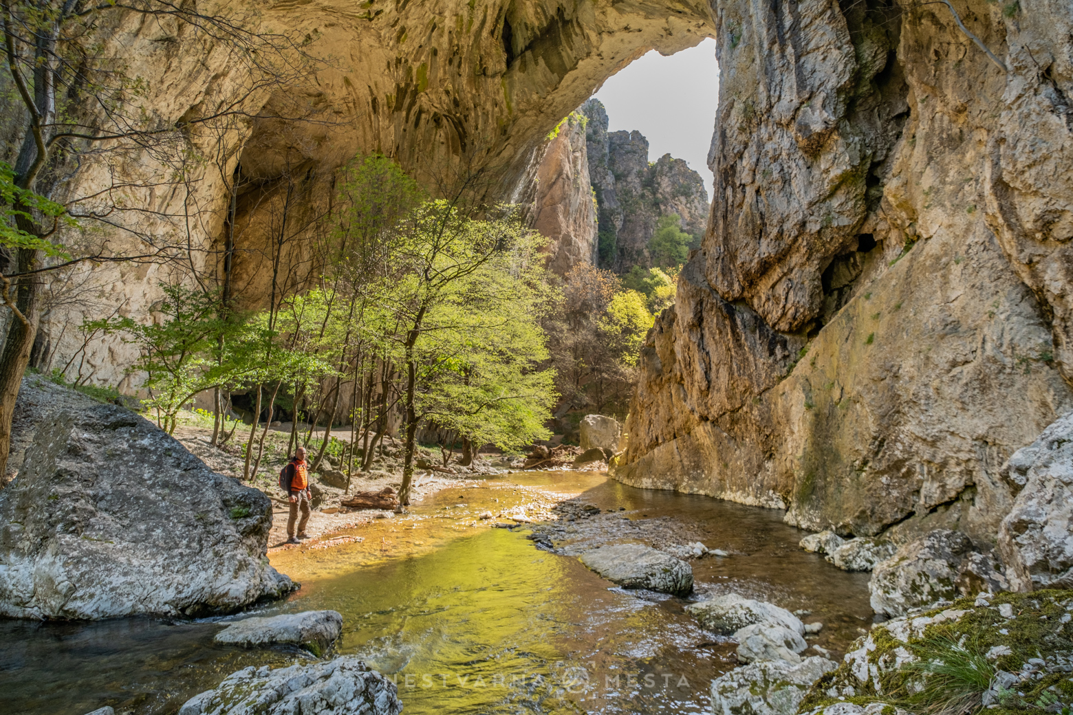 Прерасти Вратне, Ваља и Рајска прераст. – NESTVARNA MESTA.