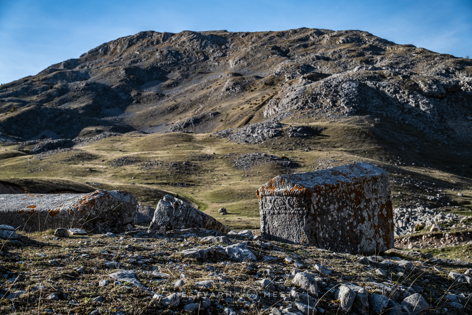 Visočica. Stećci. – NESTVARNA MESTA.