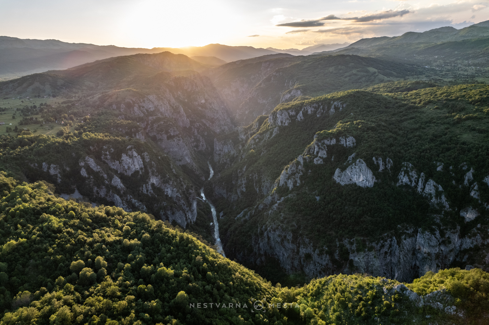 Kanjon Komarnice. – NESTVARNA MESTA.