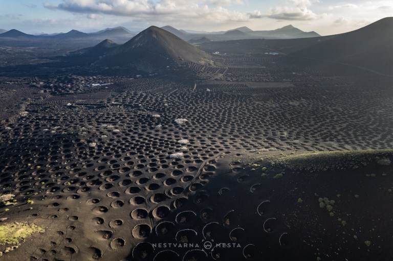 Lanzarote. – NESTVARNA MESTA.